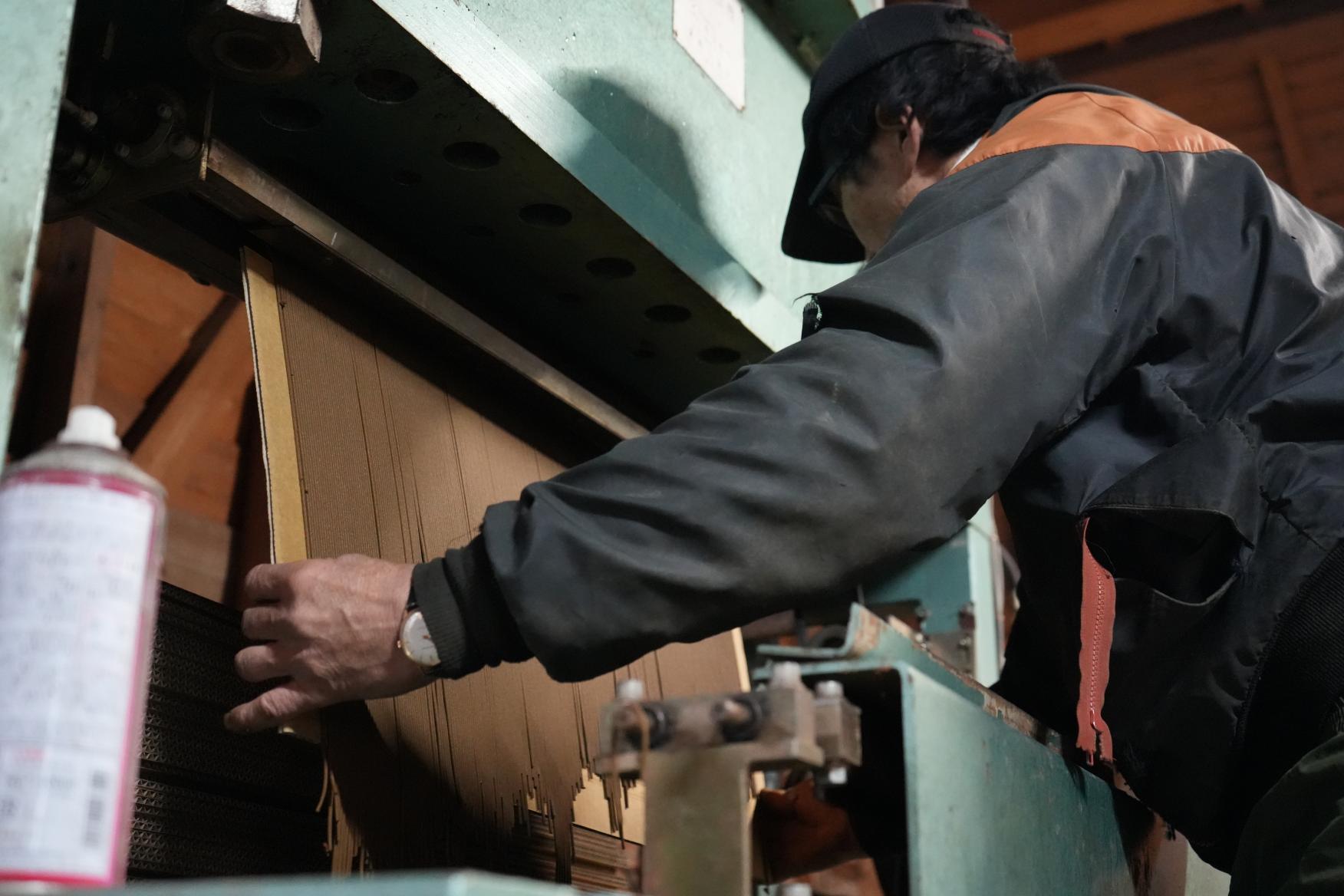 Photos of incense making in Japan – Shi-Zen